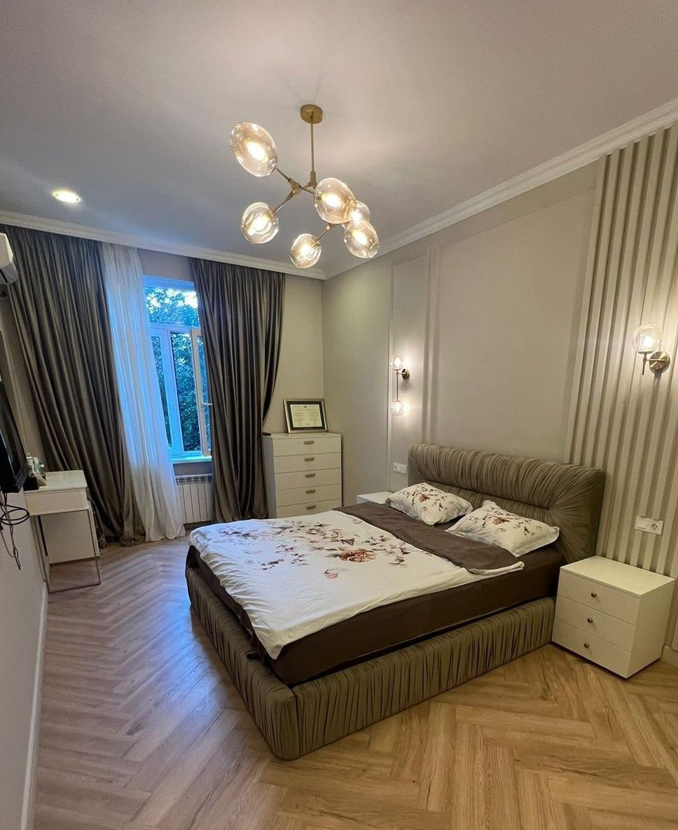 Apartment 3-room 2+1 in Tbilisi (Vake) 125m² 4 floorin city center for ...